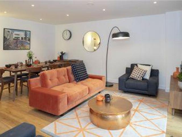 3 Bedrooms Flat for sale in Dalston Lane Terrace, Dalston Lane E8