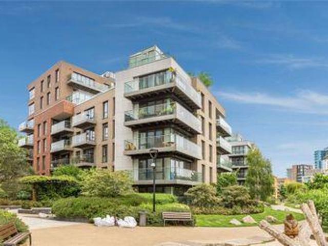 3 Bedrooms Flat for sale in Devan Grove, London N4