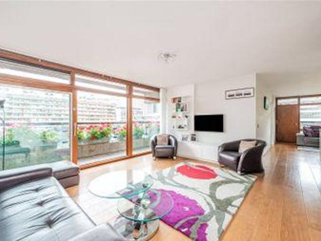 3 Bedrooms Flat for sale in Defoe House, Barbican, London EC2Y