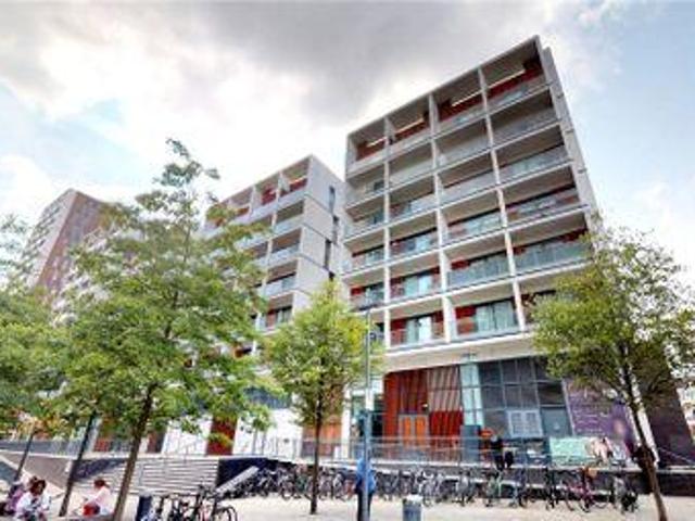 3 Bedrooms Flat for sale in Dekker House, Dalston Square, London E8