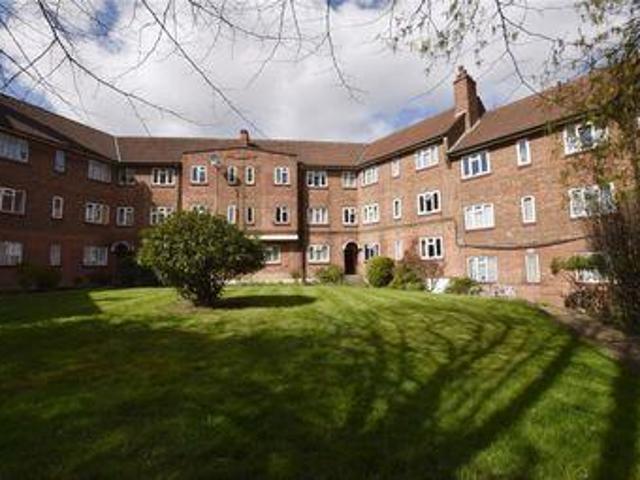 3 Bedrooms Flat for sale in Empire Parade, Empire Way, Wembley HA9