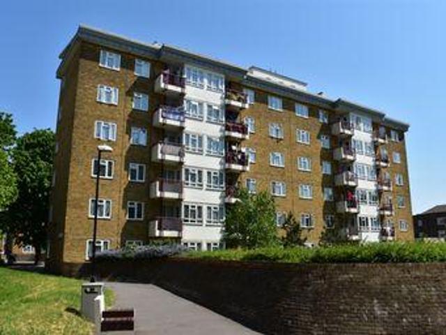 3 Bedrooms Flat for sale in Earnest Street, Stepney Green E1