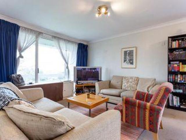 3 Bedrooms Flat for sale in Elm Avenue, London W5