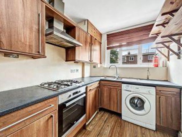 3 Bedrooms Flat for sale in Evelyn Court, Evelyn Walk, London N1