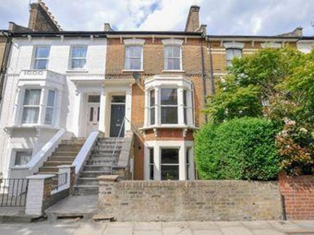 3 Bedrooms Flat for sale in Farleigh Road, London N16