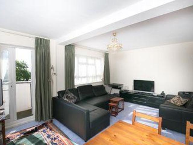 3 Bedrooms Flat for sale in Finchley Road, London NW11