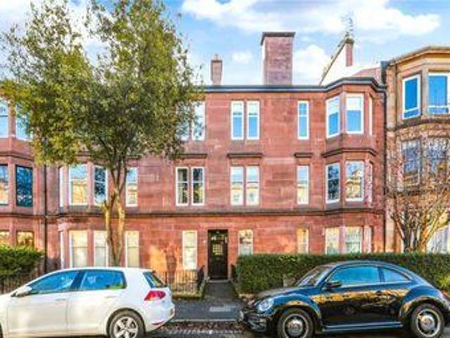 3 Bedrooms Flat for sale in Flat 1/1, Lawrence Street, Glasgow, Lanarkshire G11
