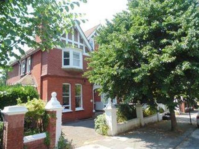 3 Bedrooms Flat for sale in Florence Road, Brighton, East Sussex BN1