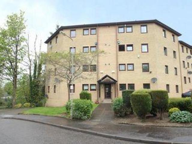 3 Bedrooms Flat for sale in Kelvindale Gardens, Maryhill, Glasgow G20