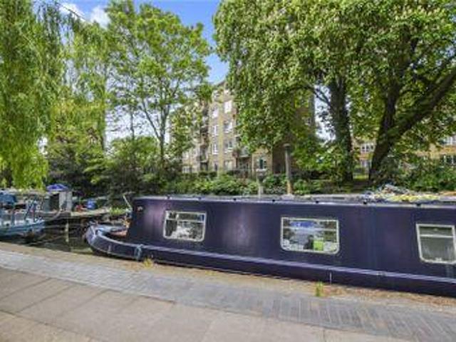 3 Bedrooms Flat for sale in Kemp House, Sewardstone Road, London E2