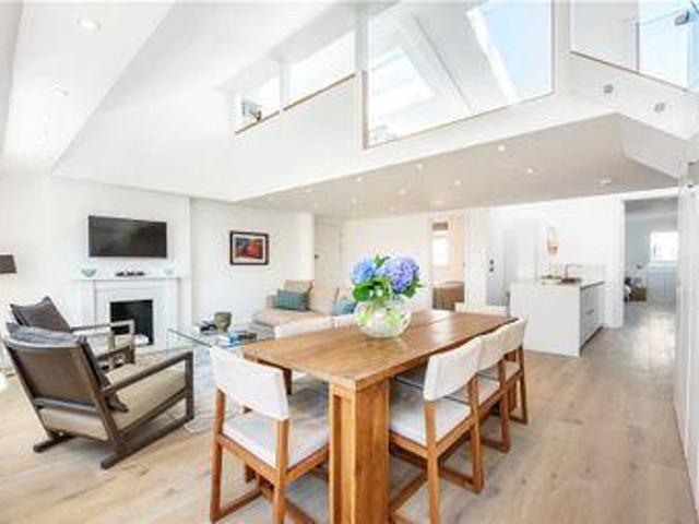 3 Bedrooms Flat for sale in Kensington Court, Kensington W8