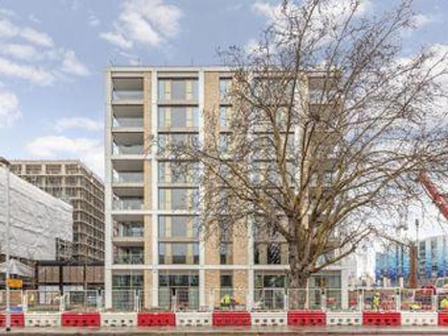 3 Bedrooms Flat for sale in Kensington House, Prince Of Wales Drive, London SW8