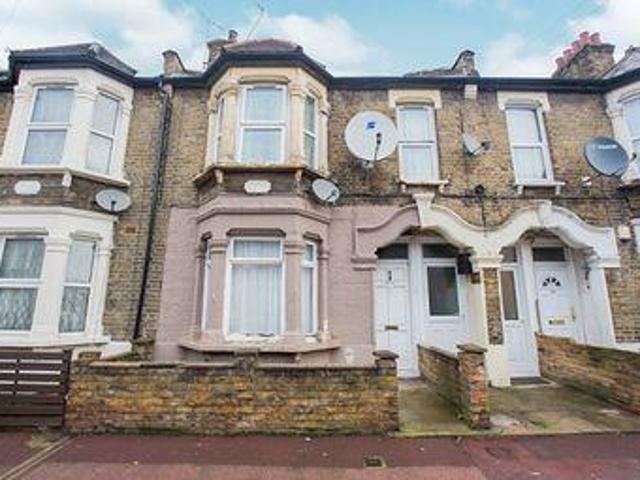 3 Bedrooms Flat for sale in Kildare Road, London E16