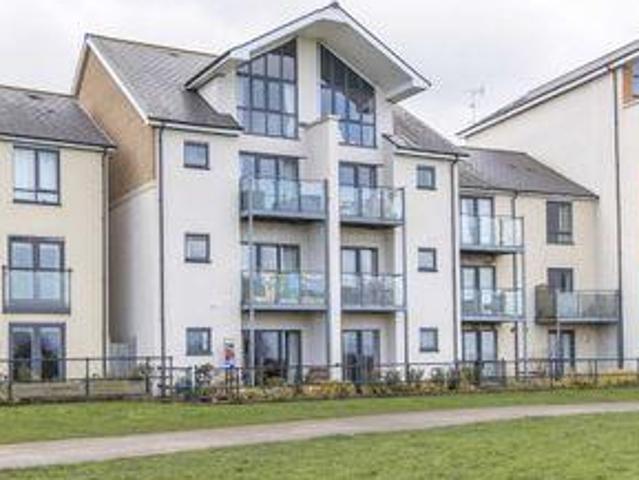 3 Bedrooms Flat for sale in Kingfisher Road, Portishead, North Somerset BS20