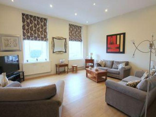 3 Bedrooms Flat for sale in Kings Avenue, Stone ST15