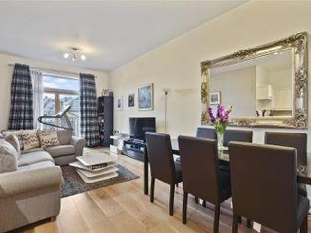 3 Bedrooms Flat for sale in Kingsgate Place, West Hampstead NW6