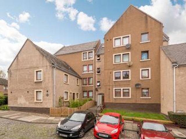 3 Bedrooms Flat for sale in Hopefield Terrace, Edinburgh EH6