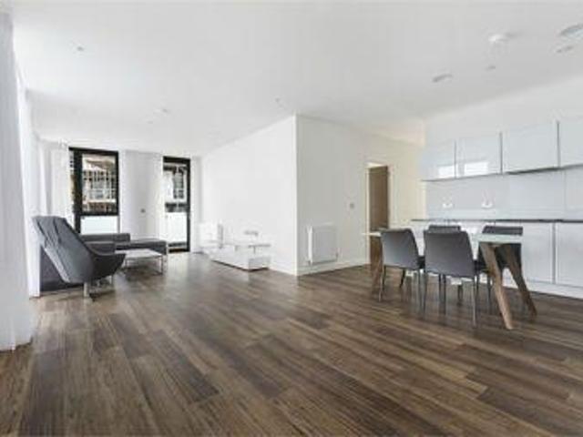 3 Bedrooms Flat for sale in Hornbeam House, 22 Quebec Way, Canada Water SE16