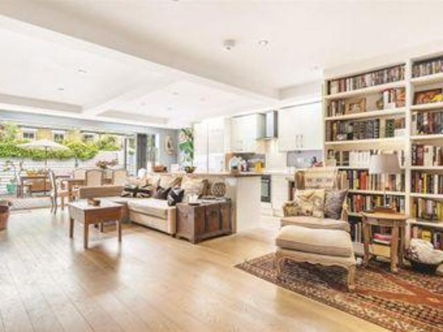3 Bedrooms Flat for sale in Haldon Road, London SW18