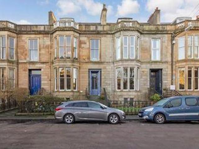 3 Bedrooms Flat for sale in Hamilton Park Avenue, Botanics, Glasgow G12