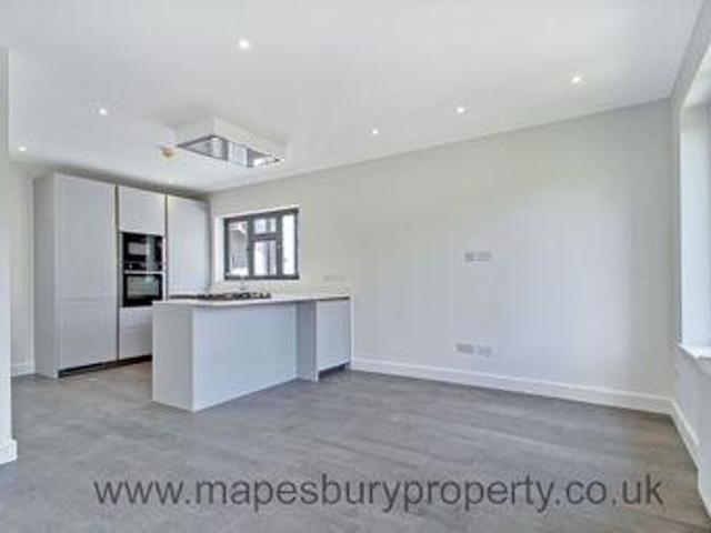 3 Bedrooms Flat for sale in Hendon Way, Hendon NW2