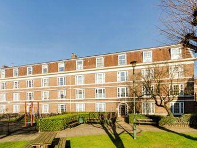 3 Bedrooms Flat for sale in Henry Jackson Road, West Putney SW15