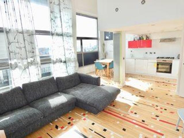 3 Bedrooms Flat for sale in Henry Street, Manchester M4