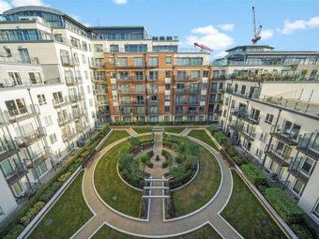 3 Bedrooms Flat for sale in Heritage Avenue, London NW9