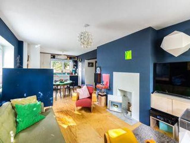 3 Bedrooms Flat for sale in Highbury New Park, London N5