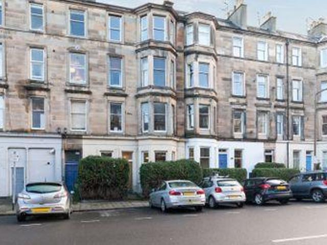 3 Bedrooms Flat for sale in Hillside Street, Edinburgh EH7
