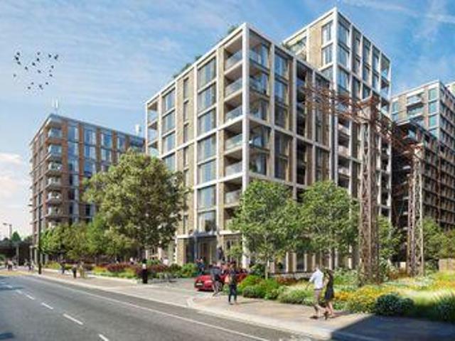 3 Bedrooms Flat for sale in Huntington House, Prince Of Wales Drive, Battersea, London SW11