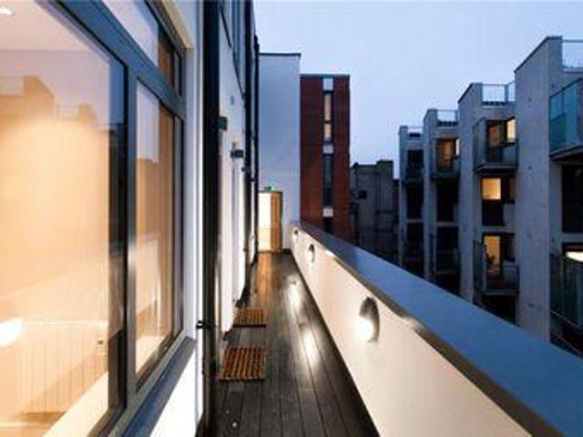 3 Bedrooms Flat for sale in Infinity Heights, 264 Kingsland Road, London E8