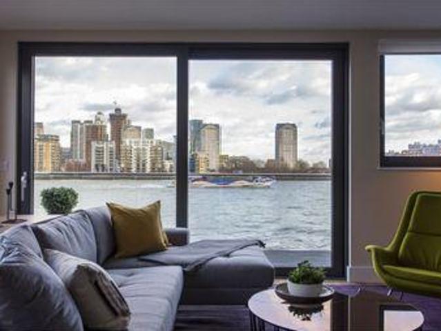 3 Bedrooms Flat for sale in Odessa Street, London SE16