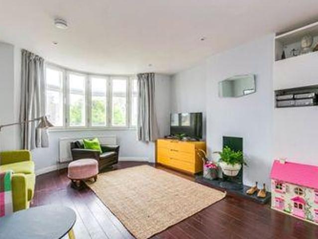 3 Bedrooms Flat for sale in Old Oak Road, London W3