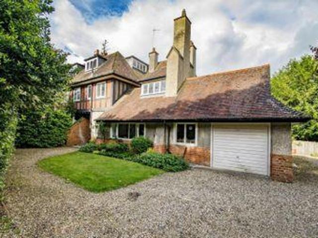 3 Bedrooms Flat for sale in Oriel House, Thames Road, Goring On Thames RG8