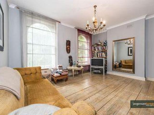 3 Bedrooms Flat for sale in Oxford Road, London NW6
