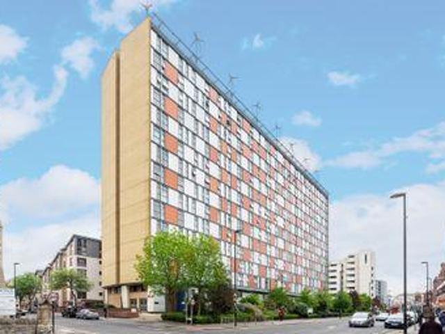 3 Bedrooms Flat for sale in London Road, Croydon CR0