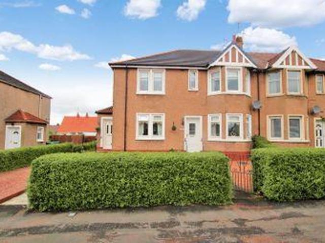 3 Bedrooms Flat for sale in Ladywell Road, Motherwell ML1