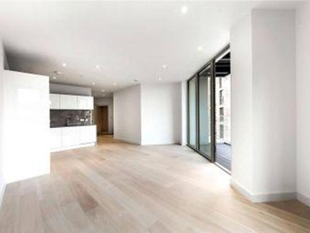 3 Bedrooms Flat for sale in Liner House, Schooner Road, London E16