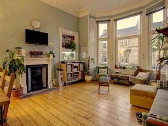 3 Bedrooms Flat for sale in Mount Stuart Street, Shawlands, Glasgow G41