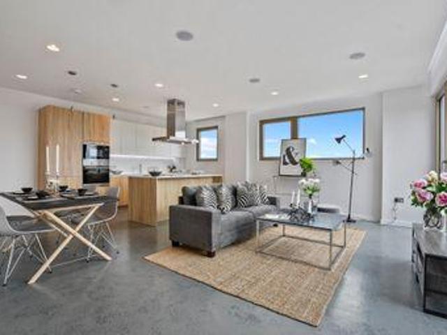 3 Bedrooms Flat for sale in Monohaus, London Fields E8