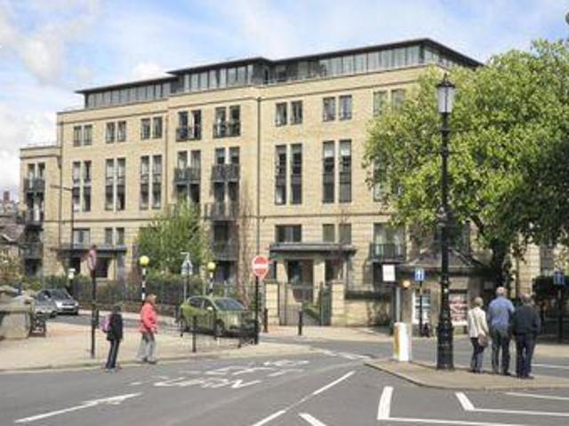 3 Bedrooms Flat for sale in Montpellier Road, Harrogate HG1