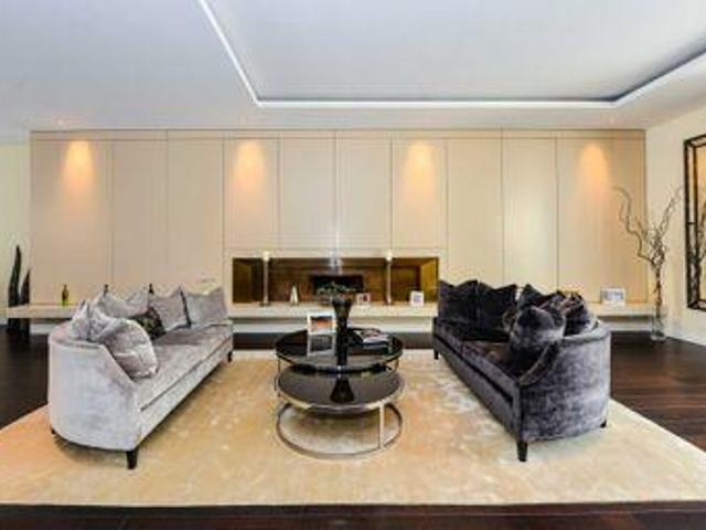 3 Bedrooms Flat for sale in Montrose Place, London SW1X