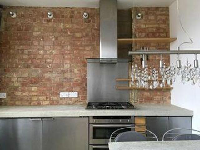 3 Bedrooms Flat for sale in Maygood Street, London N1