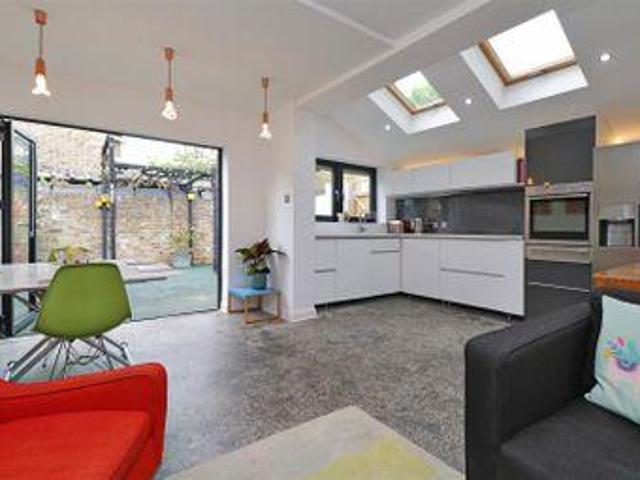 3 Bedrooms Flat for sale in Mansfield Road, Hampstead NW3