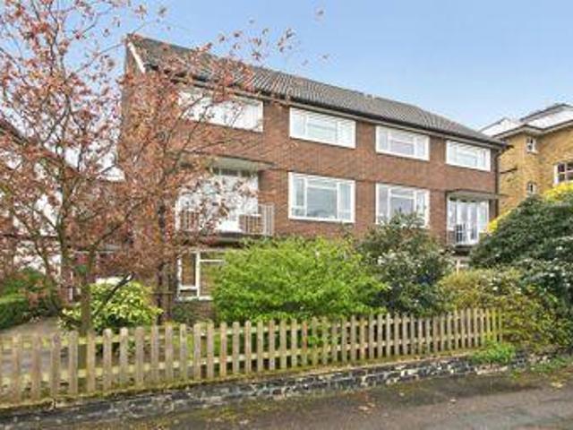 3 Bedrooms Flat for sale in Maple Road, Surbiton KT6
