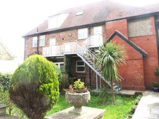 3 Bedrooms Flat for sale in Meols Drive, Hoylake, Wirral CH47