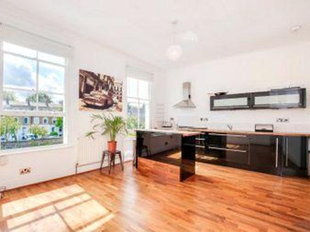 3 Bedrooms Flat for sale in Mildmay Grove North, London N1