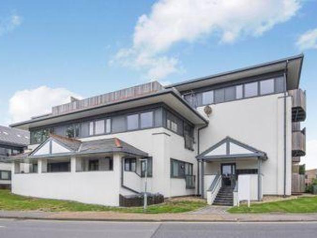3 Bedrooms Flat for sale in North Street, Horsham RH13