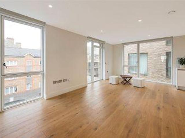 3 Bedrooms Flat for sale in Nautilus House, 14 West Row, North Kensington, London W10